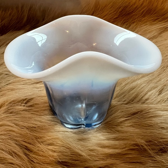 Duncan & Miller | Accents | 93s Duncan Miller Opalescent Blue Short ...